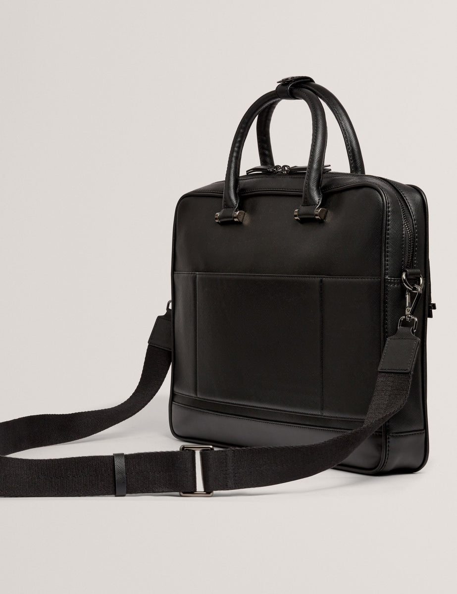 SANNDRO – Ted Baker London - Kosovo